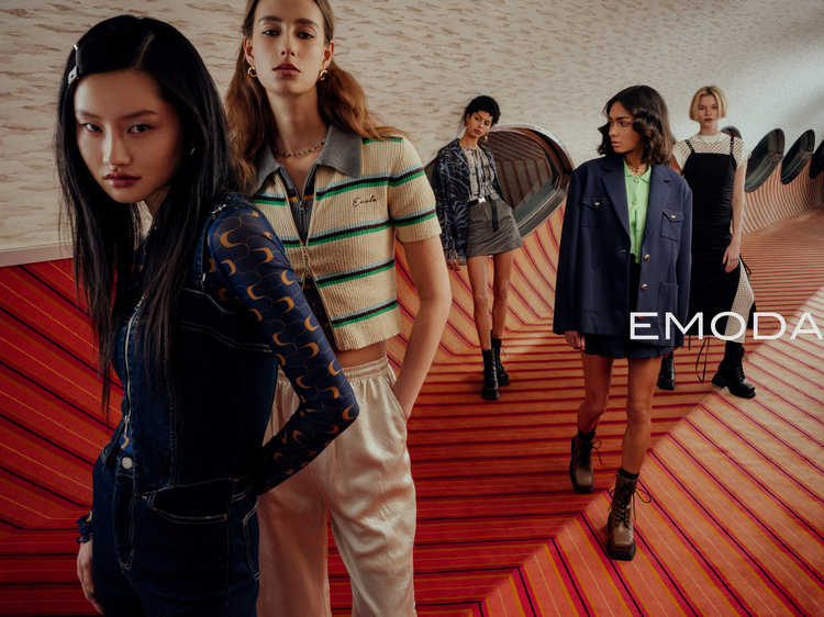 EMODA - BILLBOARD PLACE 新潟ファッションビル万代ビルボードプレイス